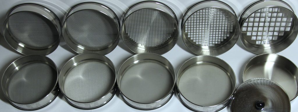 Siebsatz nach DIN EN 933 | Blau-Metall Laboratory Sieves